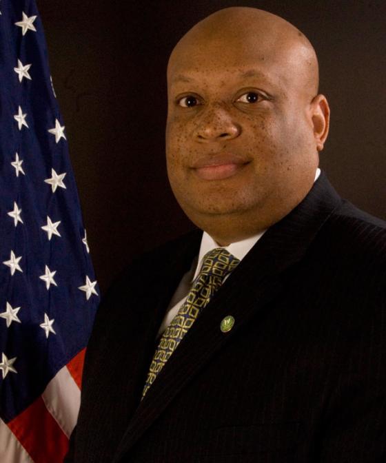 Commission Members and Senior Staff | Federal Energy Regulatory Commission