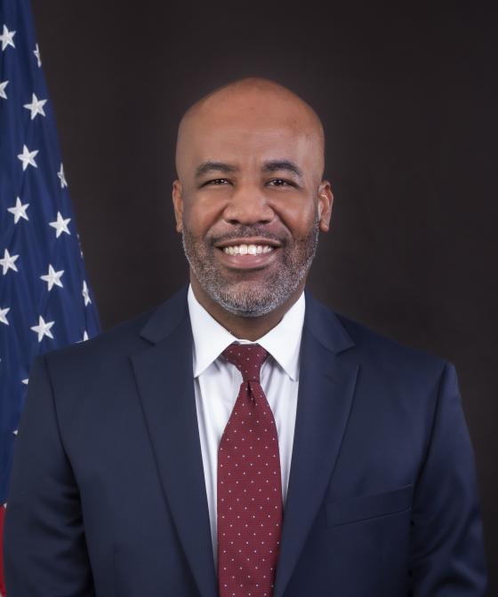 Commission Members and Senior Staff | Federal Energy Regulatory Commission